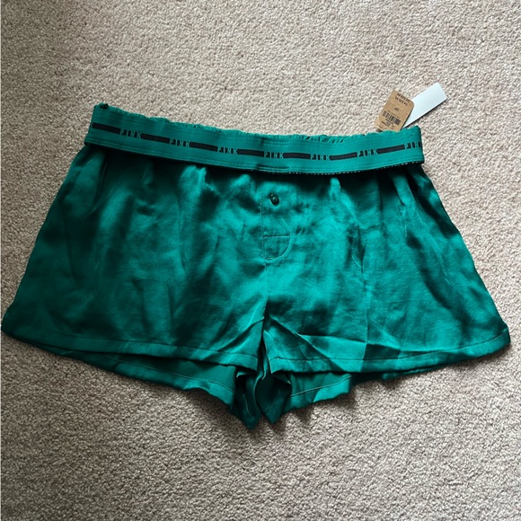 PINK Victoria's Secret | Intimates & Sleepwear | New Victorias Secret ...